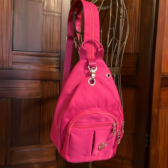Jingpin | Bags | Super Cute Slingpack By Jingpin | Poshmark